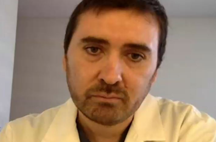 Dr. Rojas: La única forma de aumentar 30% camas críticas es convertir ...