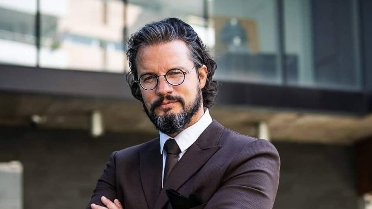 ¡Será disuelto! Partido político de Doctor File llegará a su fin ...