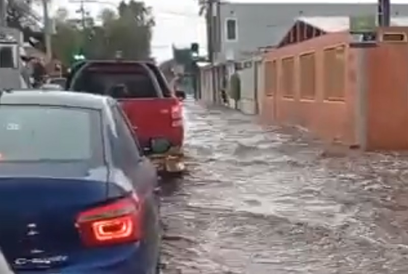 Sectores inundados: Se reportan intensas lluvias y tormentas eléctricas ...