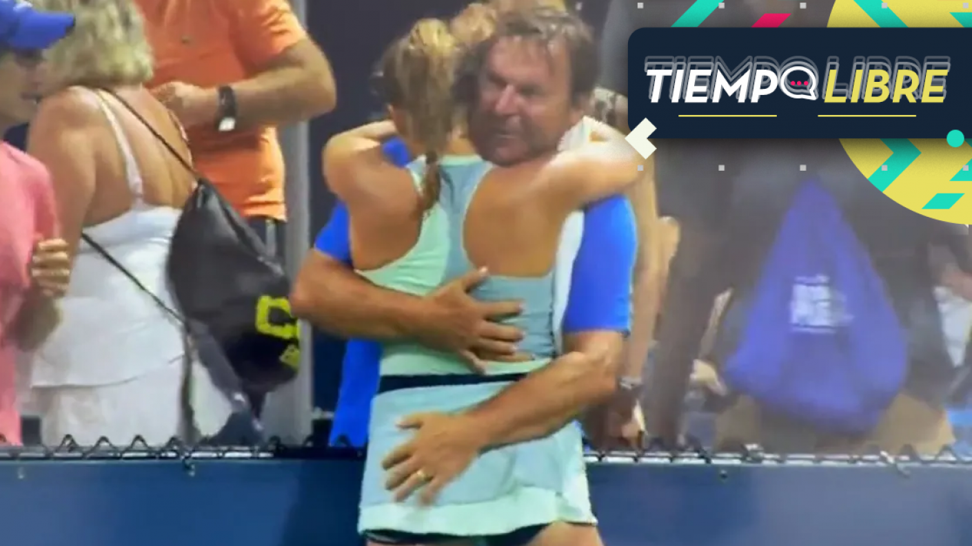 Polémica celebración entre padre y entrenador con tenista de 16 años indignó a los hinchas ...