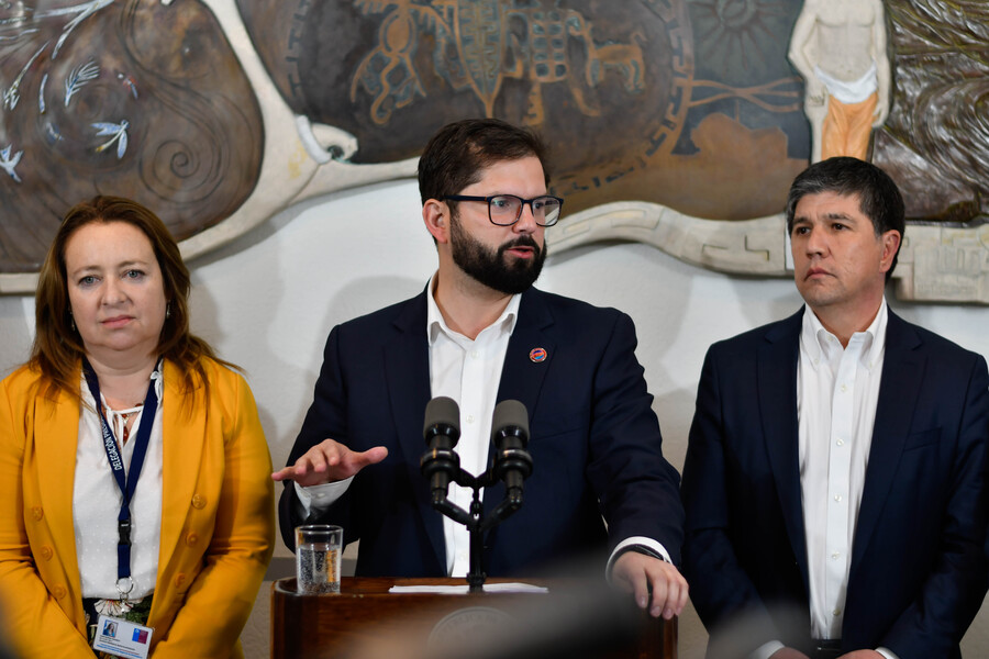 Pdte. Boric: "No vamos a tolerar agresiones a carabineros ni que la delincuencia se instale ...