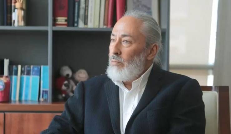 Parived responde sobre su relación con el "Rey del Oro": "No leí los ...