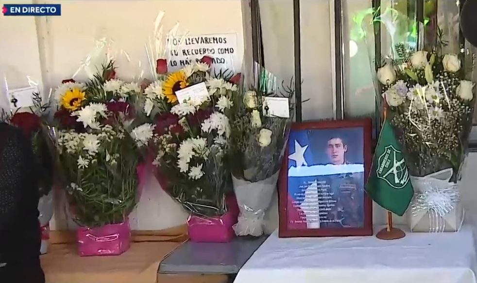 "Esas pistolas de juguete no les sirven": Familiares de carabinero ...