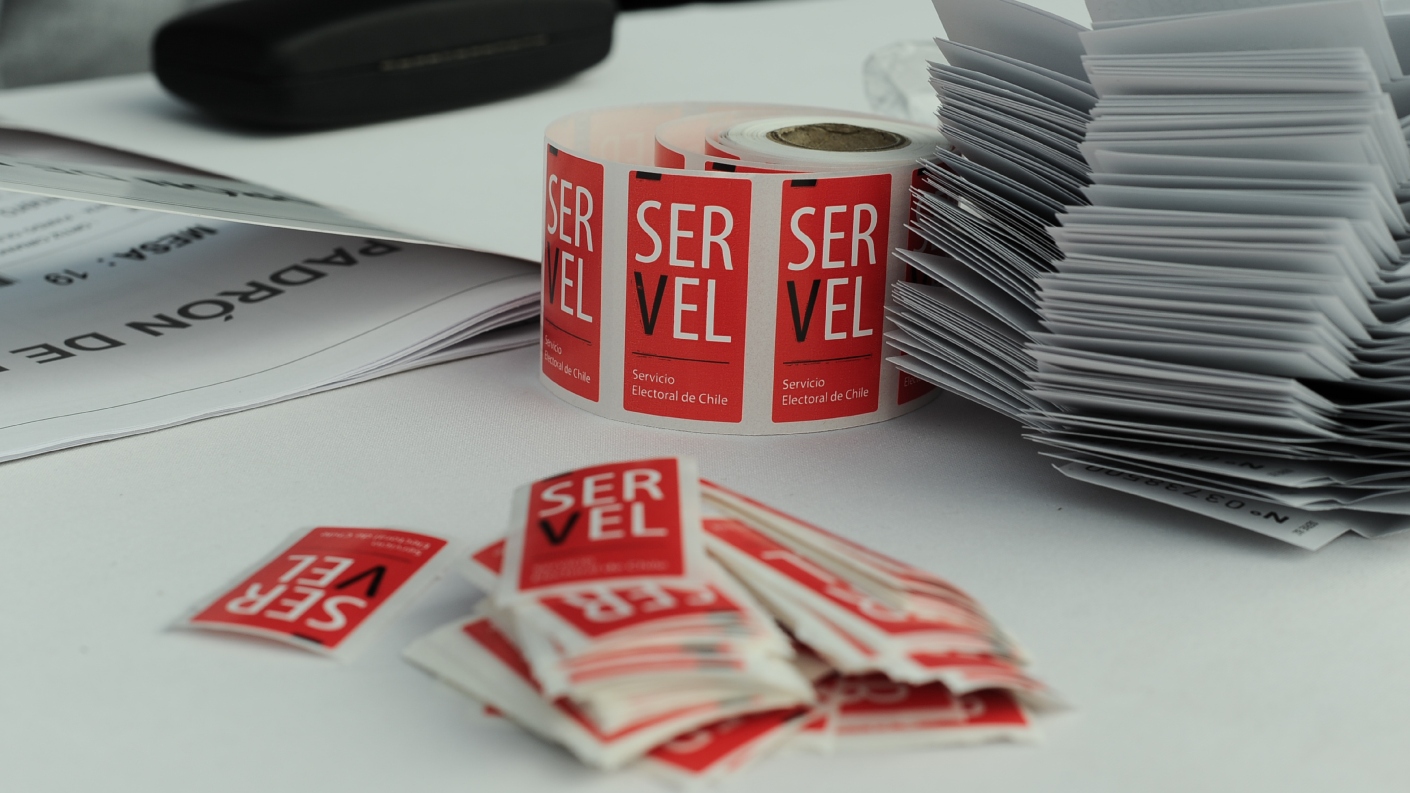 Por regreso del voto obligatorio: Servel propone elecciones en dos días ...