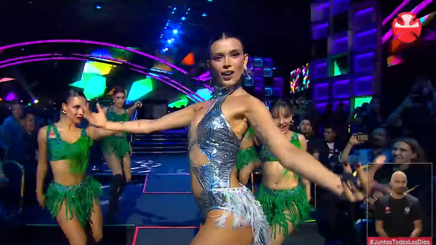 Cony Capelli abrió trasnoche de la Teletón 2024 al ritmo de la samba: Mira el show completo ACÁ ...