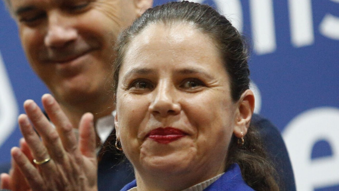 Claudia Mora asumió su derrota ante Miguel Concha tras recuento de votos en Peñalolén - Chilevisión