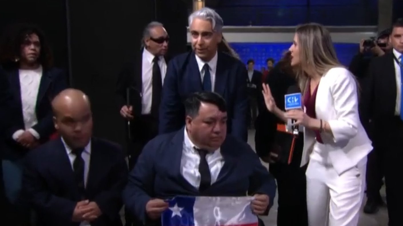 Acompañado por el “Chile invisible”: Así llegó Marco Enríquez-Ominami ...